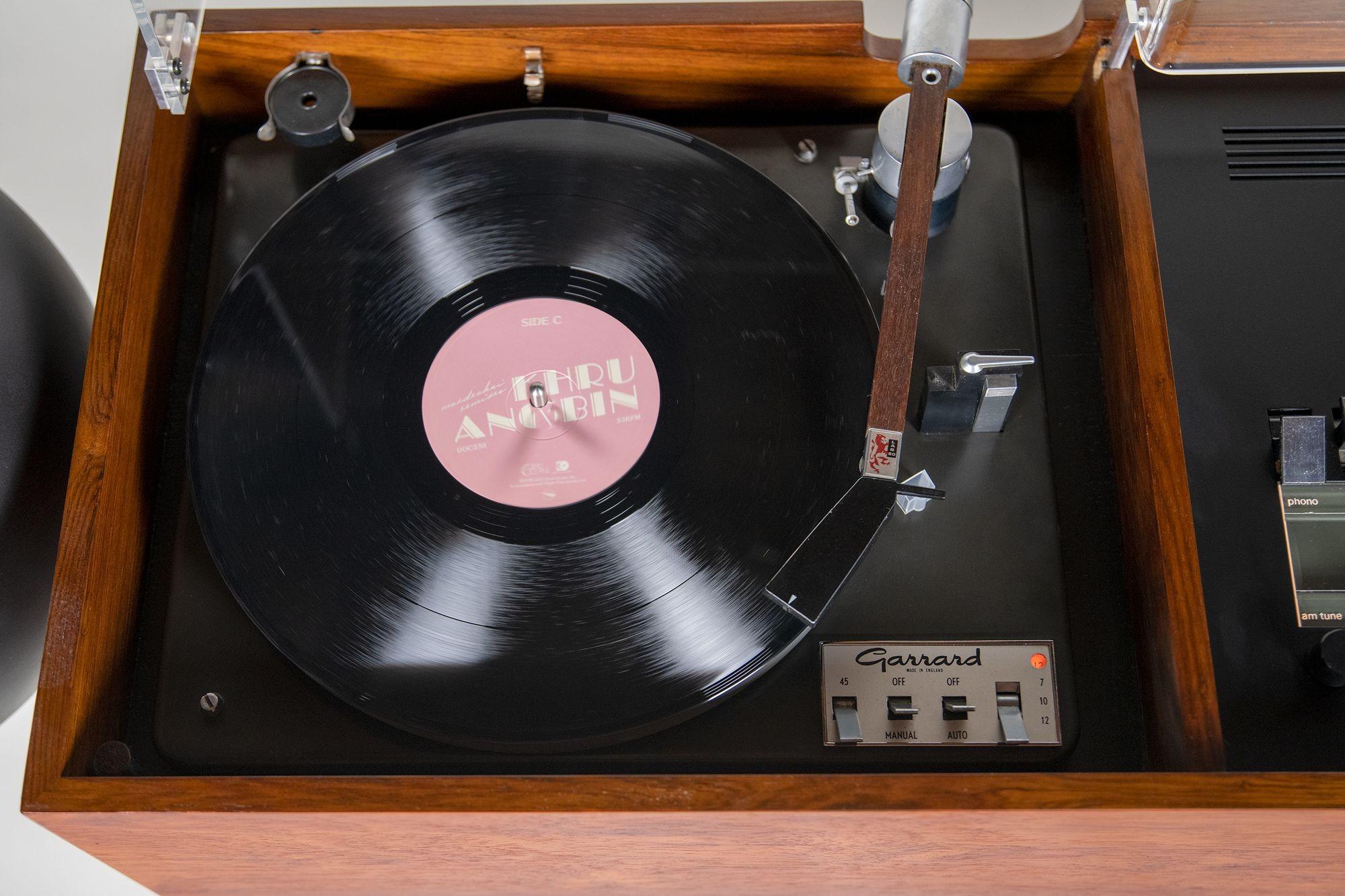 Clairtone Project G2 Rosewood T10 Console Stereo System and Turntable ...