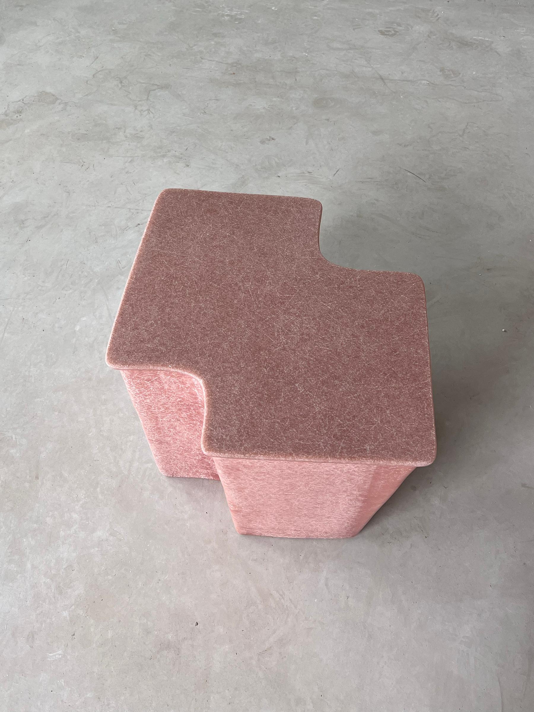 Clam Small by VAVA Objects, handcrafted fiberglass side table made in ...