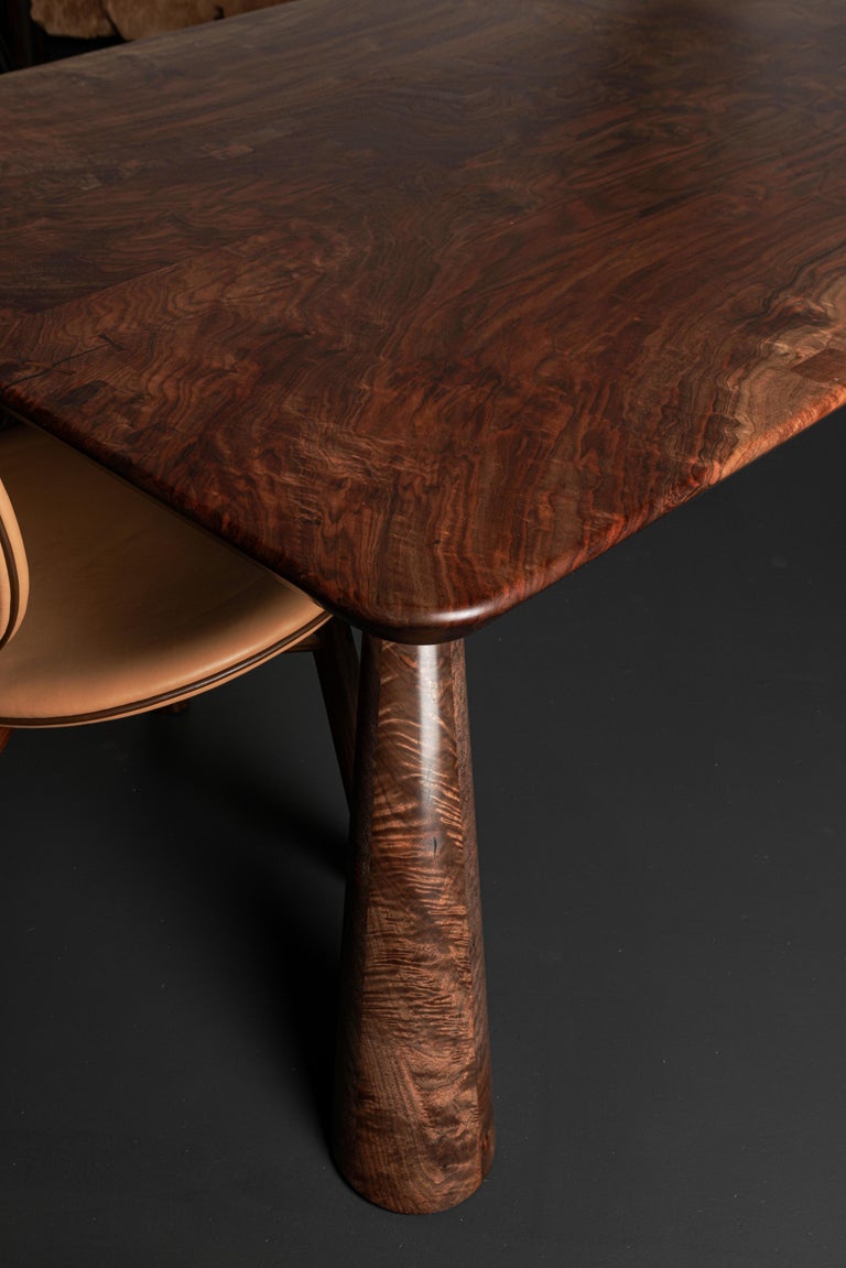In Stock Claro Walnut Bookmatched FIJN Dining Table For Sale at 1stDibs