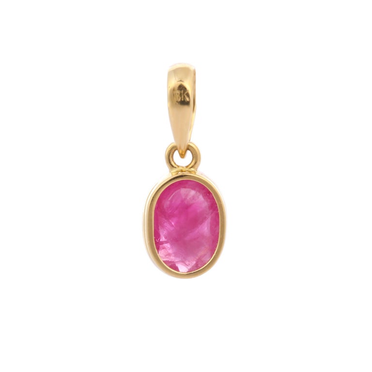 Classic 1.12 Ct Vivid Red Ruby Mounted with 18K Yellow Gold Simple Ruby Pendant For Sale at 1stDibs