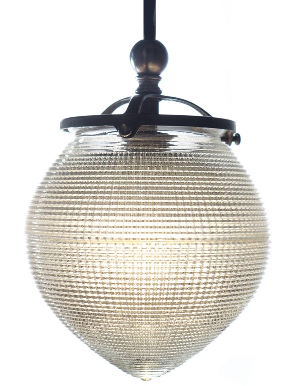 Classic Acorn Prismatic Pendants For Sale at 1stDibs