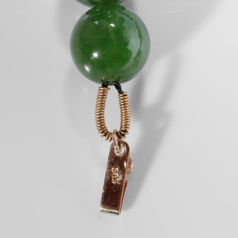 Classic Jade Necklace of Certified Natural Nephrite Beads For Sale at ...