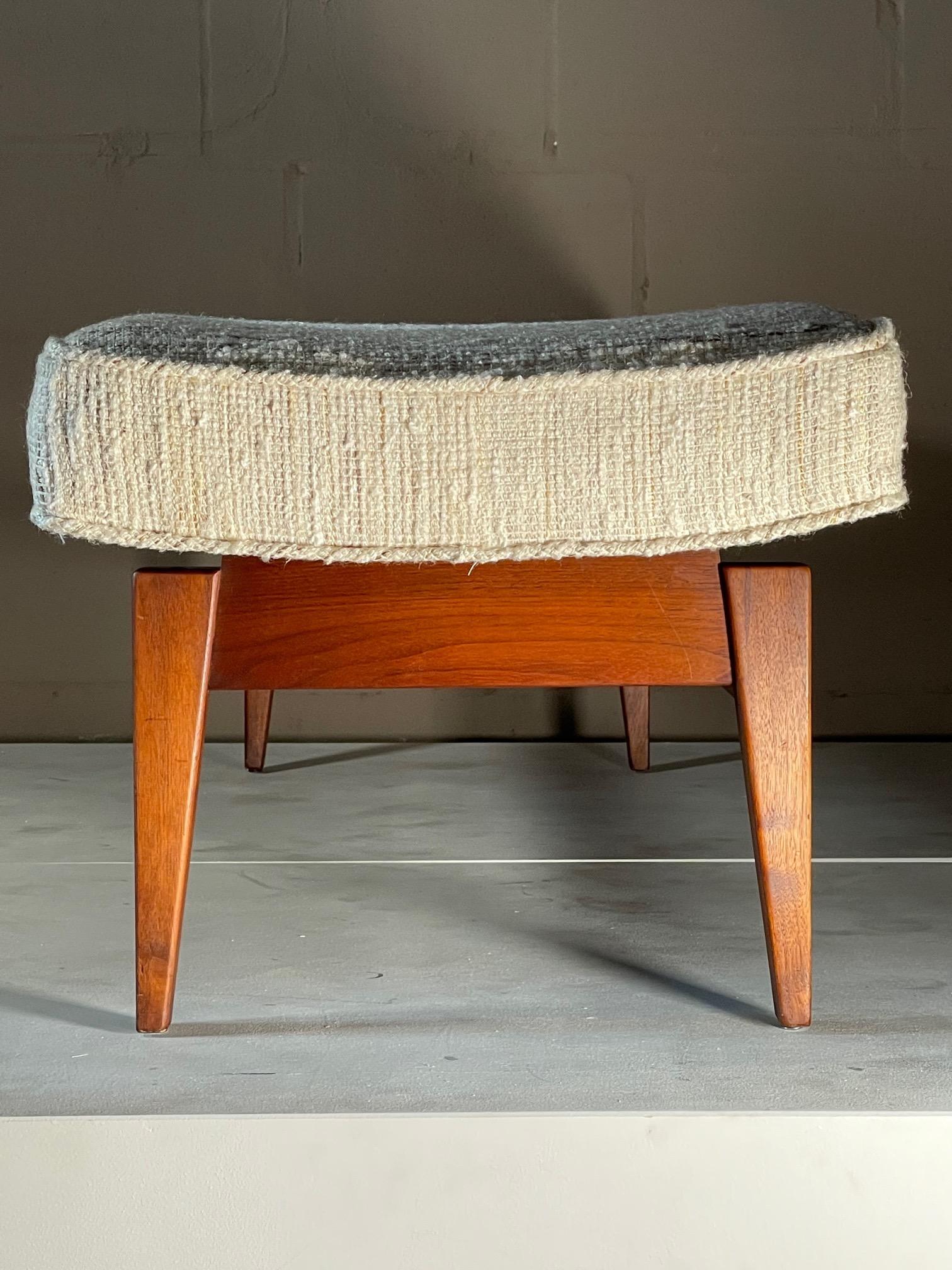 Classic Jens Risom Floating Bench at 1stDibs | jens risom bench