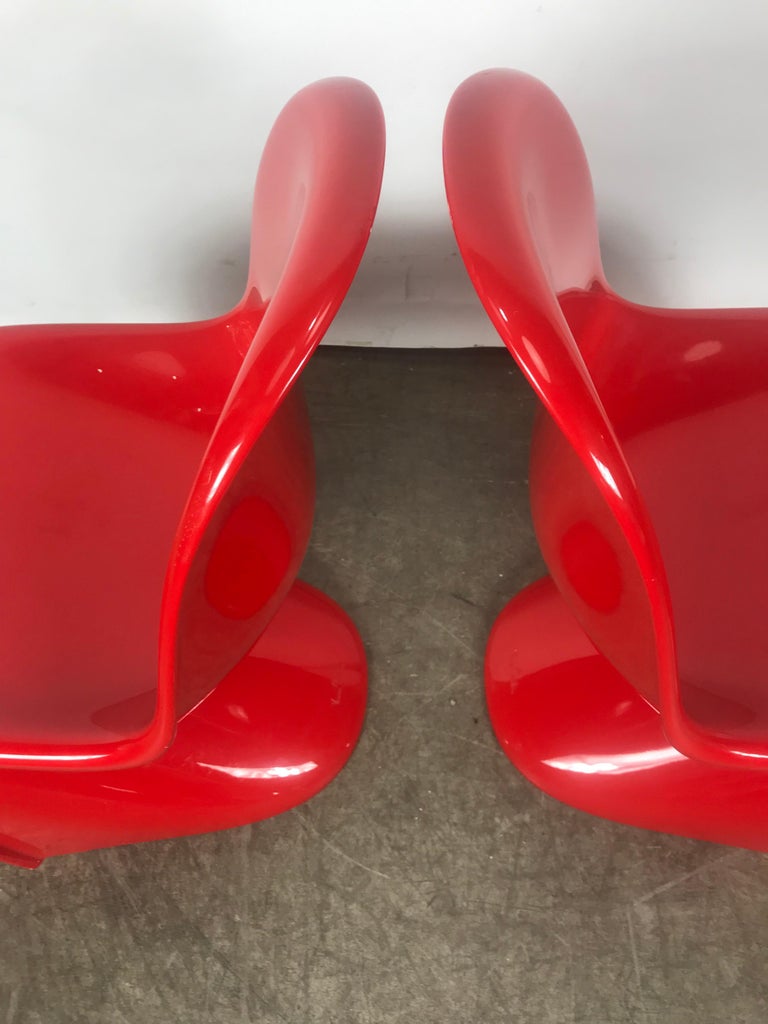 Classic Pair of Red Molded Plastic 'S' Chairs by Verner Panton for ...
