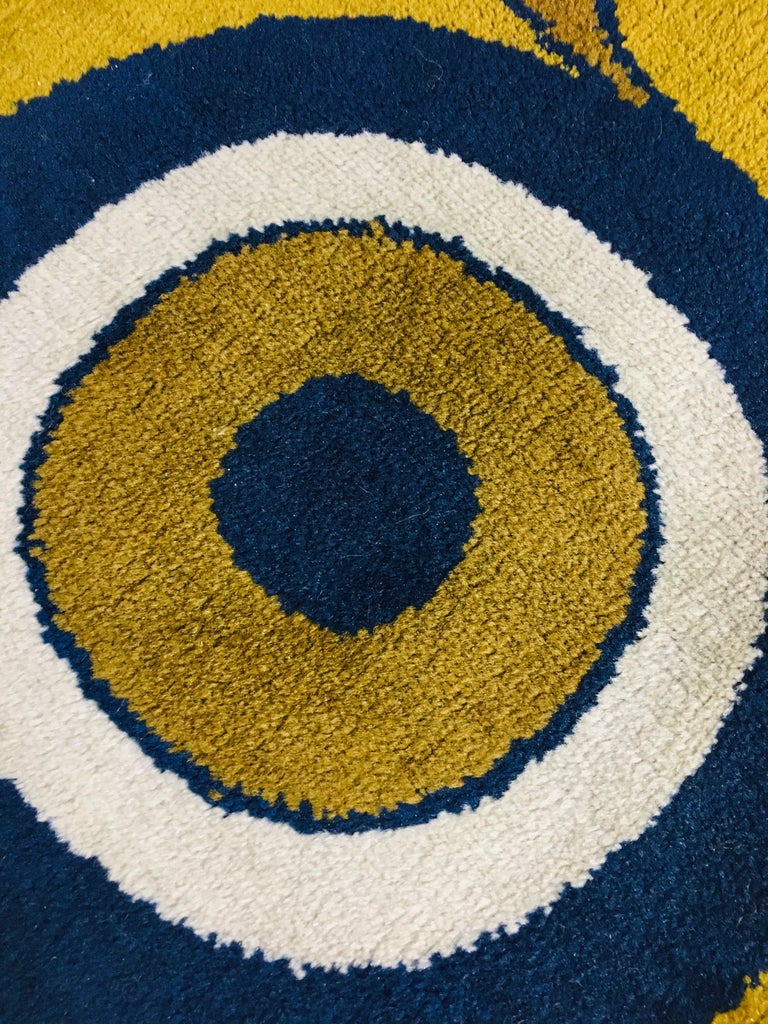 Classic Retro Velour Rug, 1970s For Sale at 1stDibs