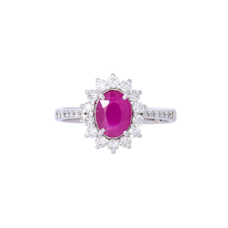 Classic Ring with Ruby and Diamonds For Sale at 1stDibs