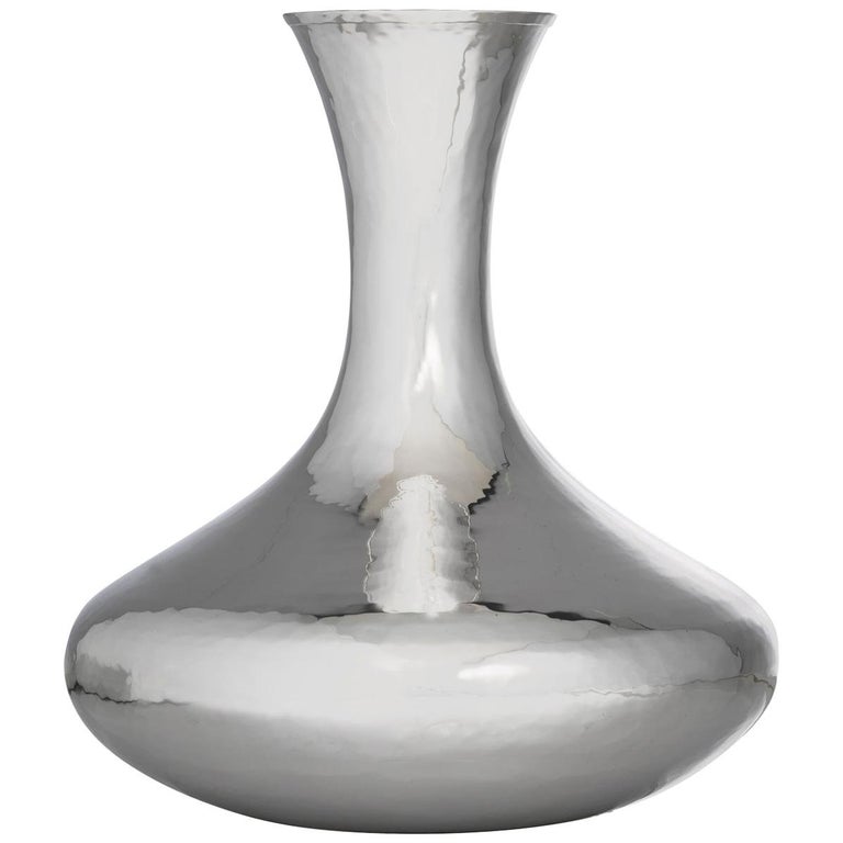 Classic Small Decanter For Sale at 1stDibs