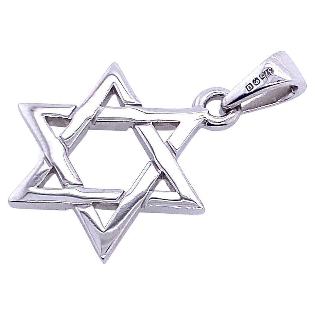 Classic Solid 9ct White Gold Star of David Pendant, 14.30mm at 1stDibs