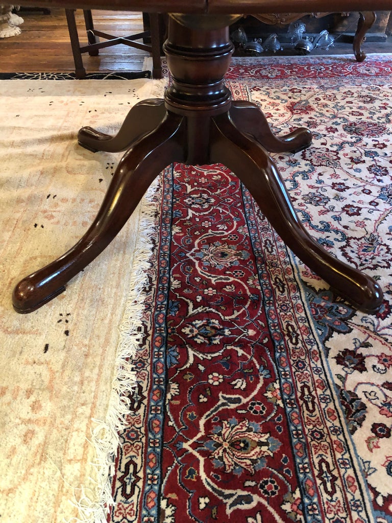 Classic Traditional Round Cherry Dining Table Extending to Large Oval ...