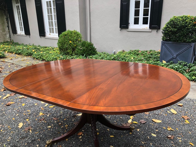 Classic Vintage Mahogany Sheraton Style Oval and Round Dining Table at ...