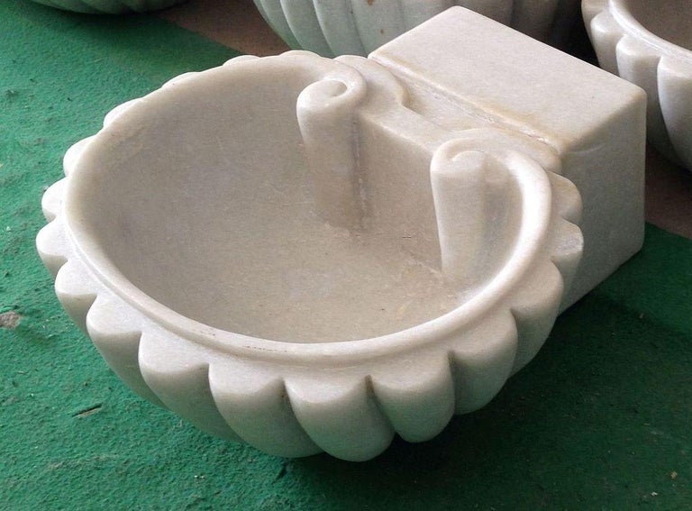 Classical Marble Shell Sink Basin For Sale at 1stDibs