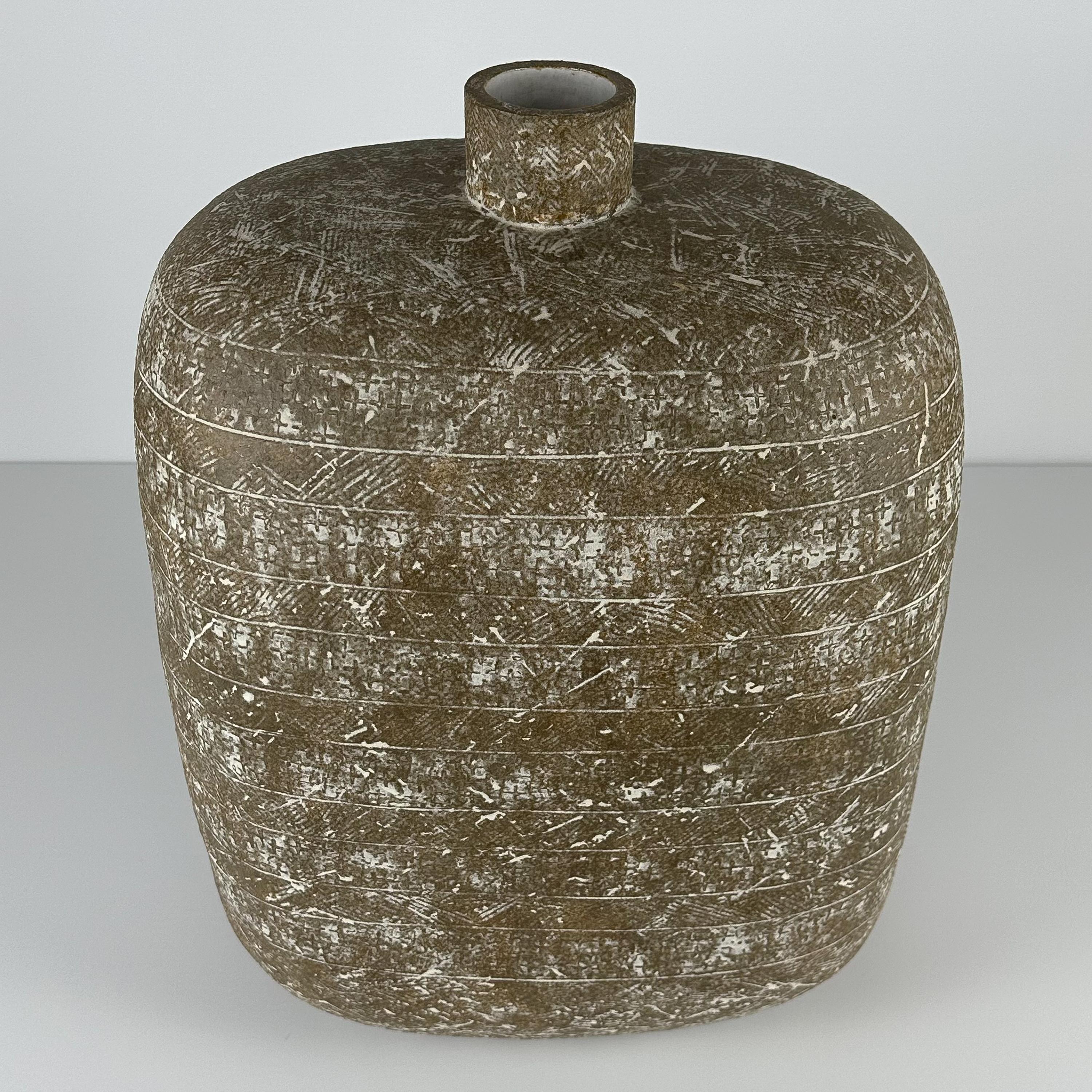 Claude Conover Ceramic Vessel Signed "Oceb" For Sale at 1stDibs