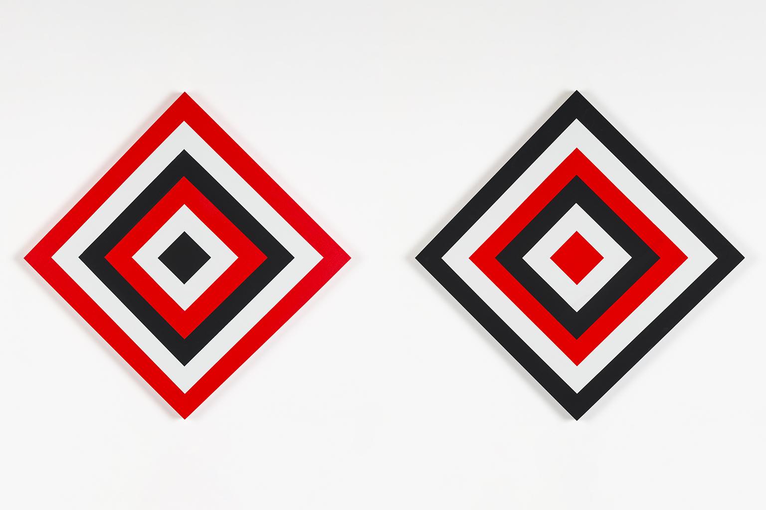Claude Tousignant - Losanges en noir-blanc-rouge For Sale at 1stDibs