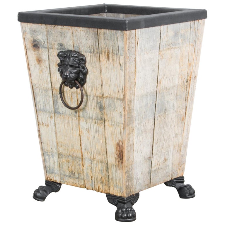 Clawfoot Pine Garden Planter For Sale at 1stDibs
