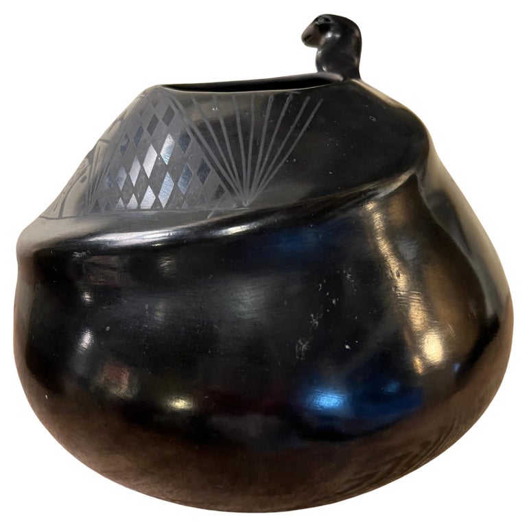 Clay Pot by Maria Martinez World-Renowned Potter of San Ildefonso ...