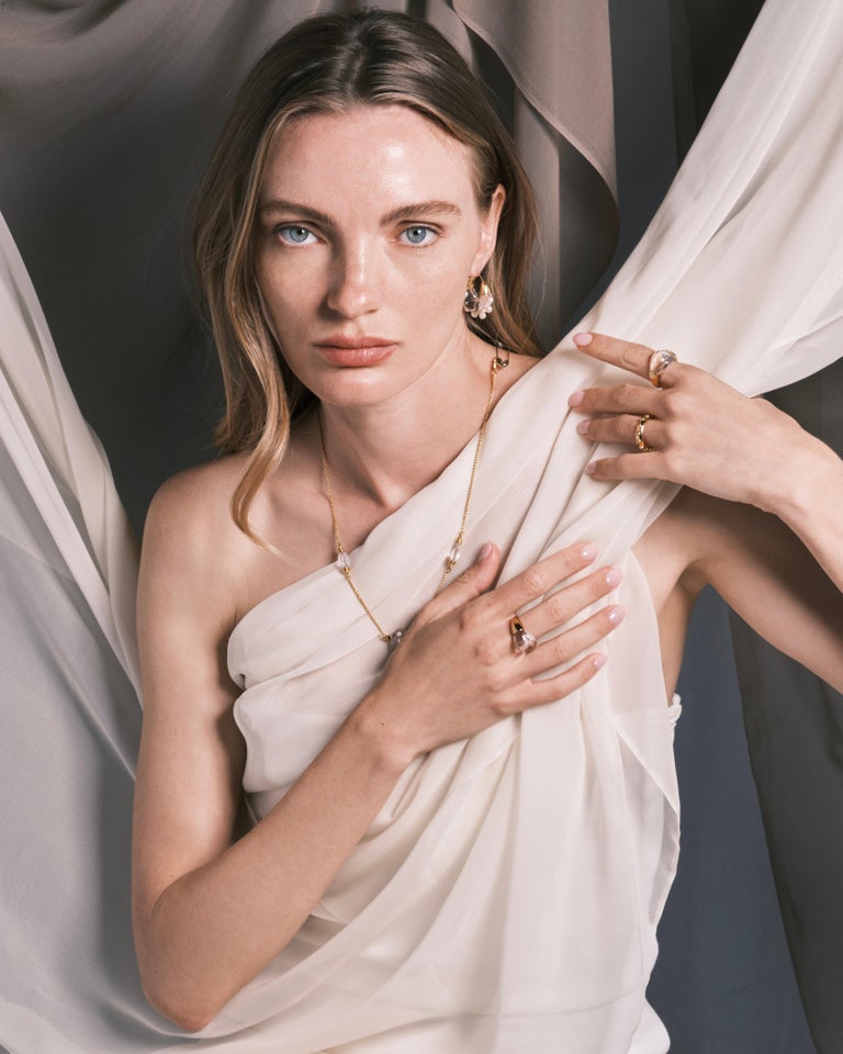 Clear Quartz 18k Gold Ode Ring For Sale at 1stDibs