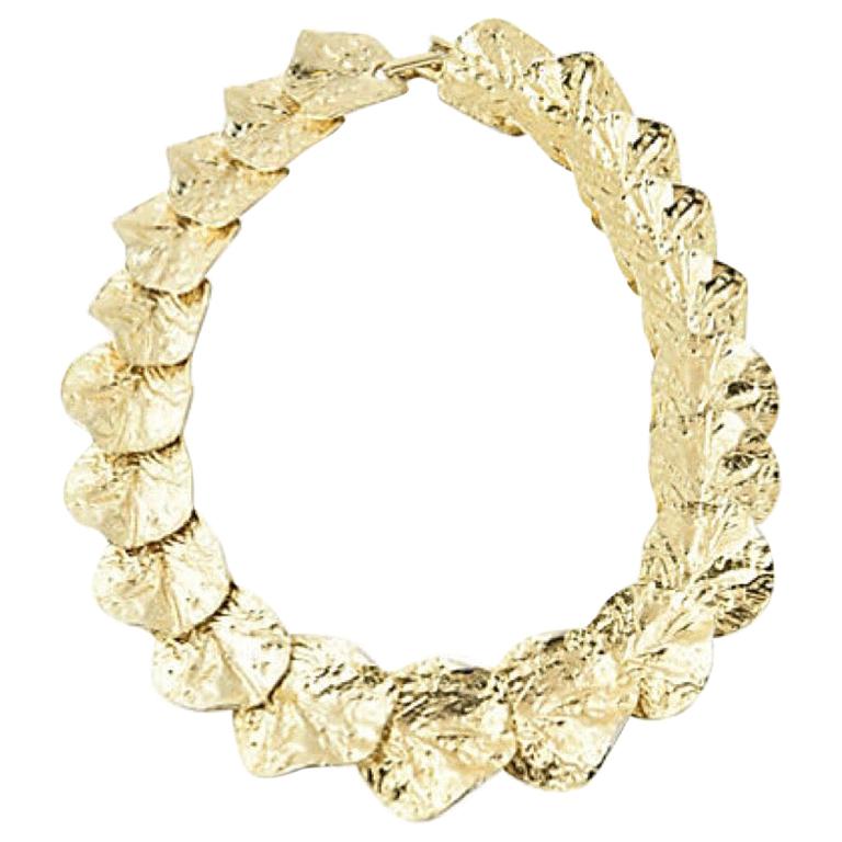 Cleopatra Style Gold Leaf Wreath Necklace For Sale at 1stDibs