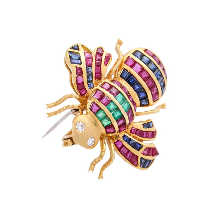 Clip Pendant/Brooch in the Shape of an Insect For Sale at 1stDibs