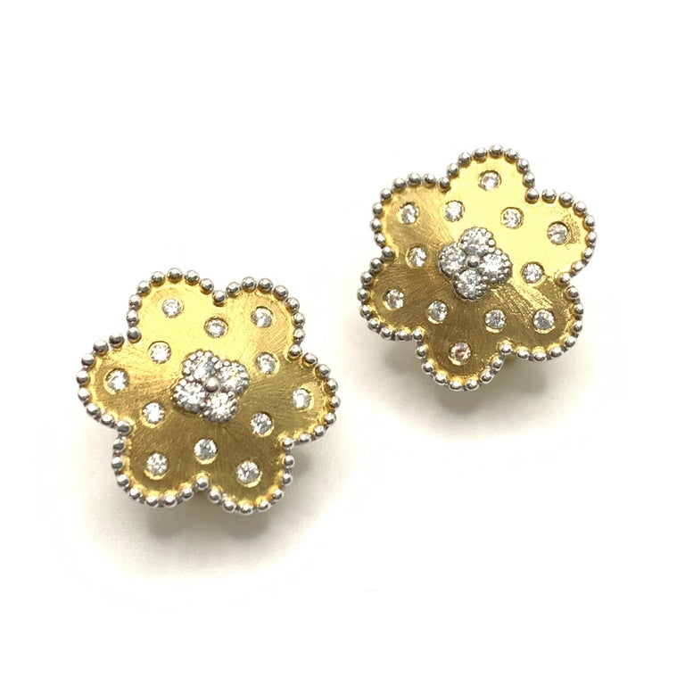 Clover Pattern Flower Shape Vermeil Earrings For Sale at 1stDibs