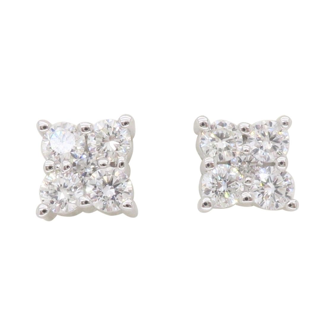 Diamond Cluster Stud Earrings For Sale at 1stDibs