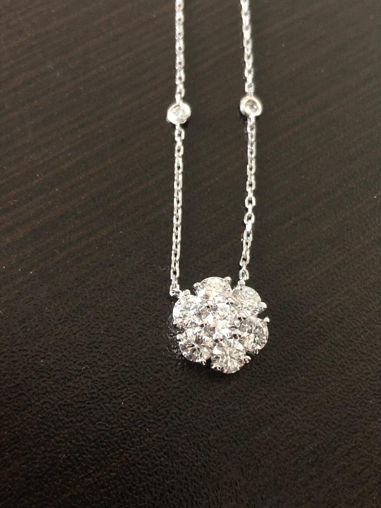 Cluster Pendant on Diamond by Yard Chain For Sale at 1stDibs
