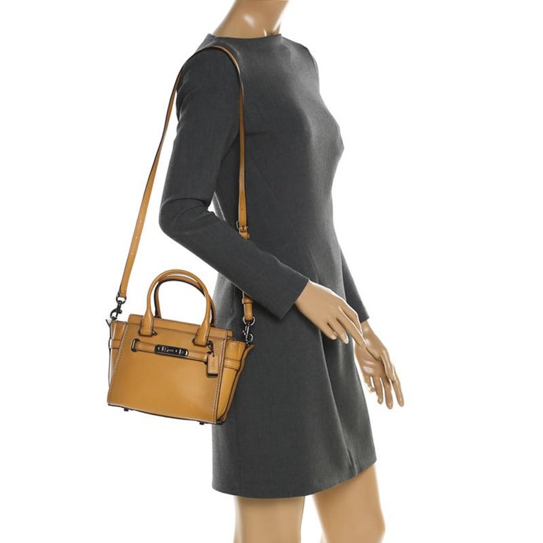 Coach Mustard Leather Swagger 20 Tote For Sale at 1stDibs