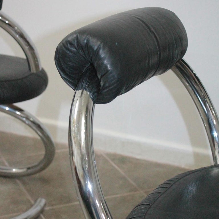 Cobra Chair by Giotto Stoppino for Bernini For Sale at 1stDibs