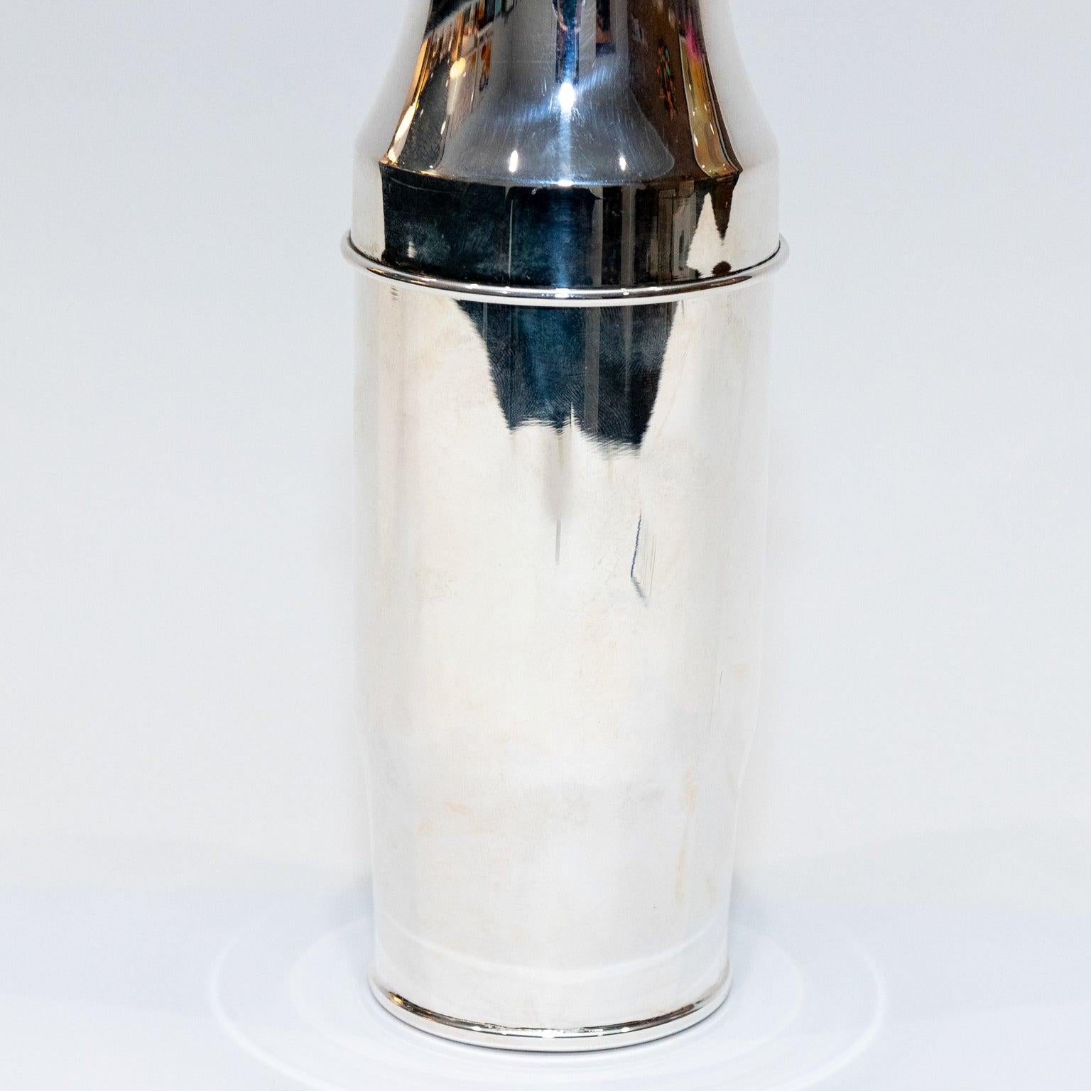 Cocktail Shaker For Sale at 1stDibs