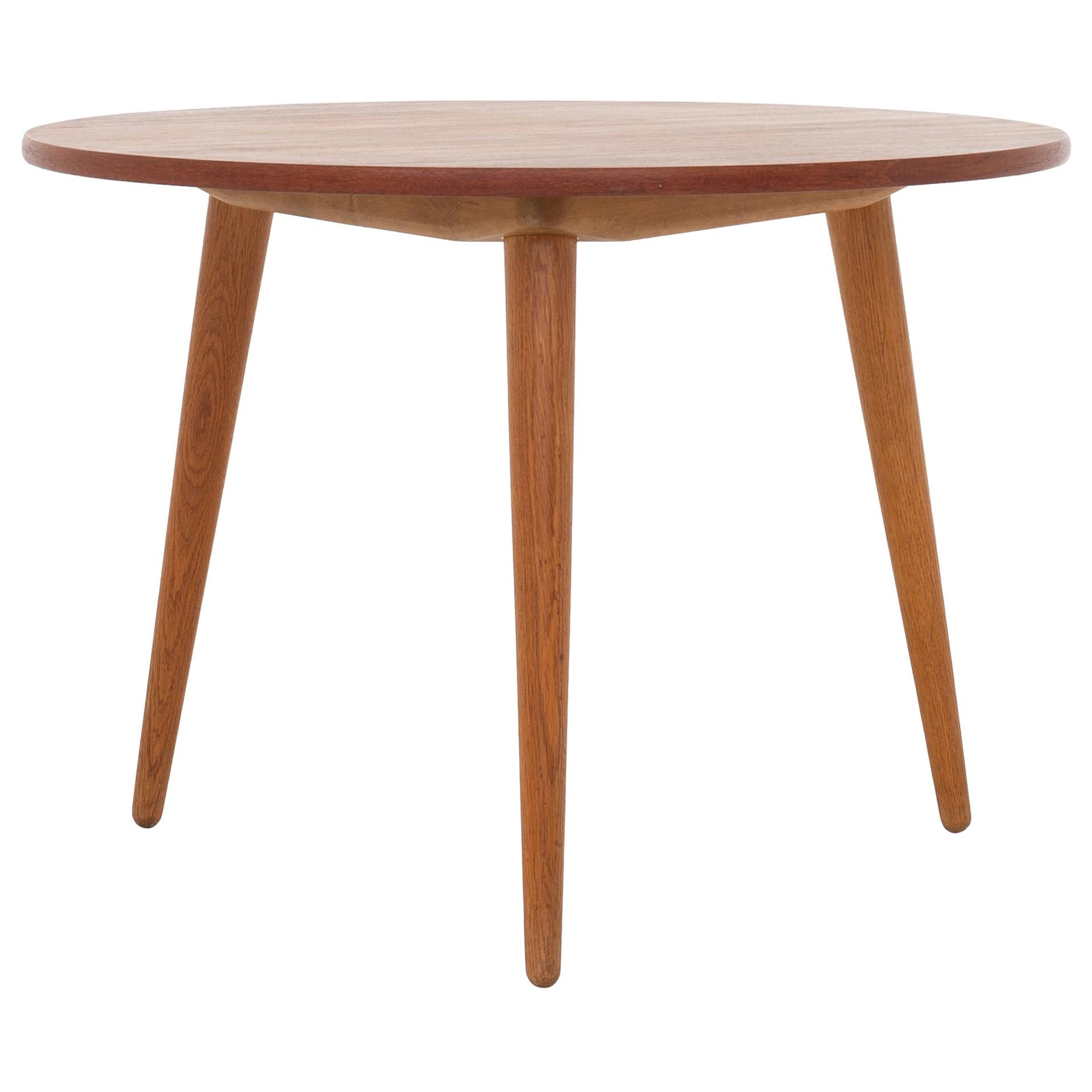 Hans J Wegner Square Teak Coffee Table For Sale at 1stDibs