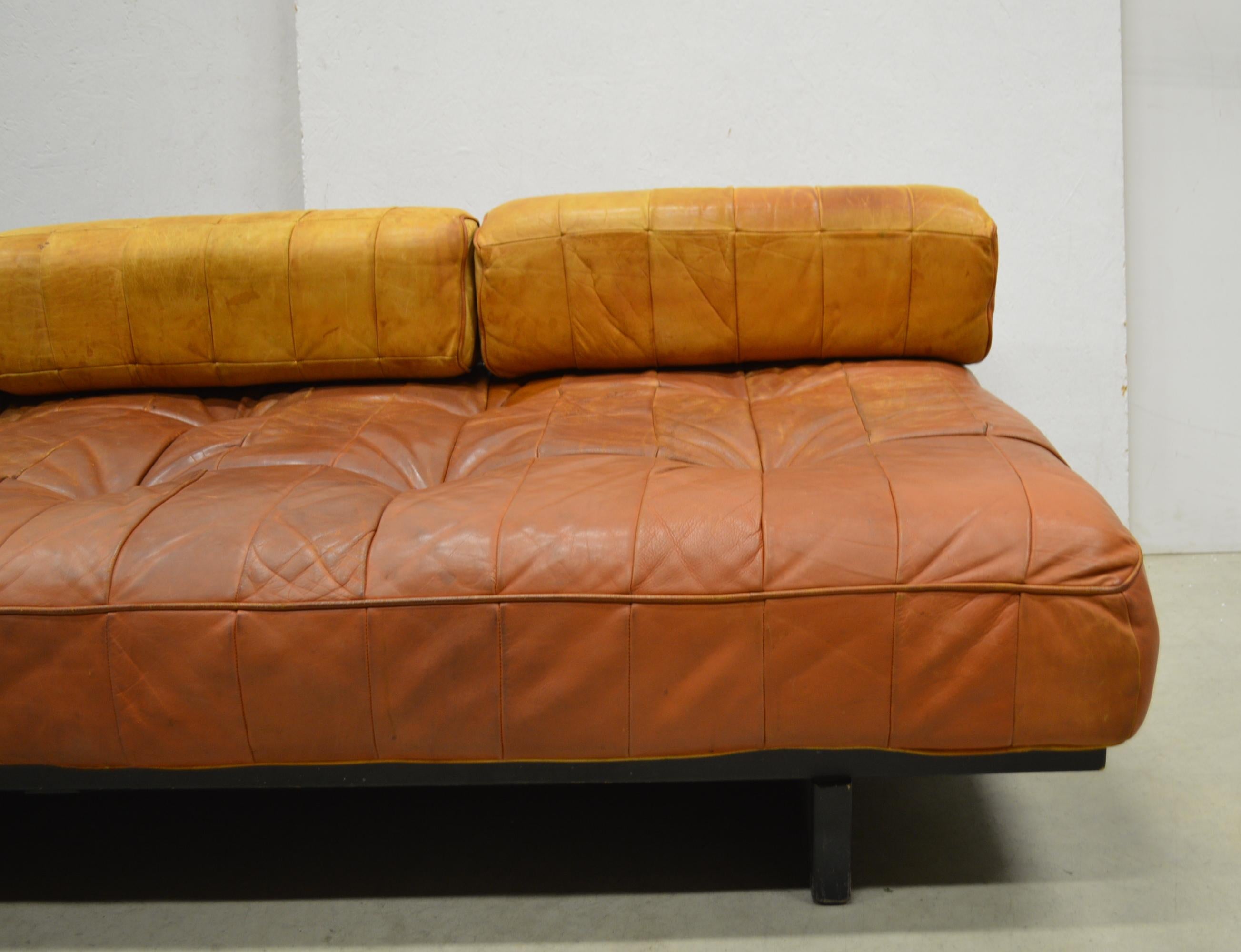 Cognac De Sede Ds80 Patchwork Daybed Sofa, 1970s For Sale at 1stDibs