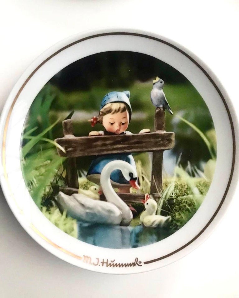 Collectible Plates Goebel Decorative Plates in Memory of Maria Hummel ...