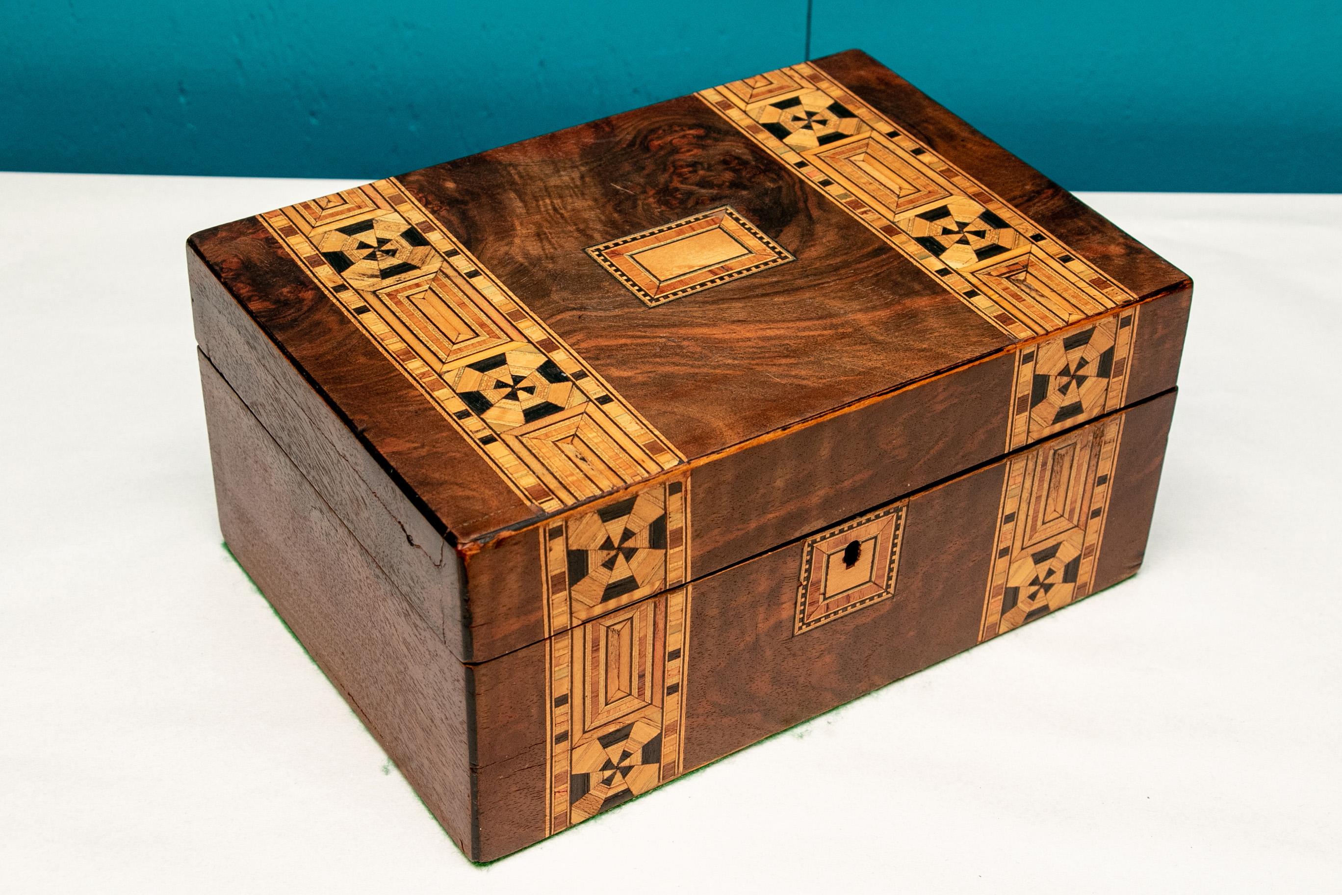 Collection of 20 Antique Turnbridge Wells Inlaid Wood Boxes and ...