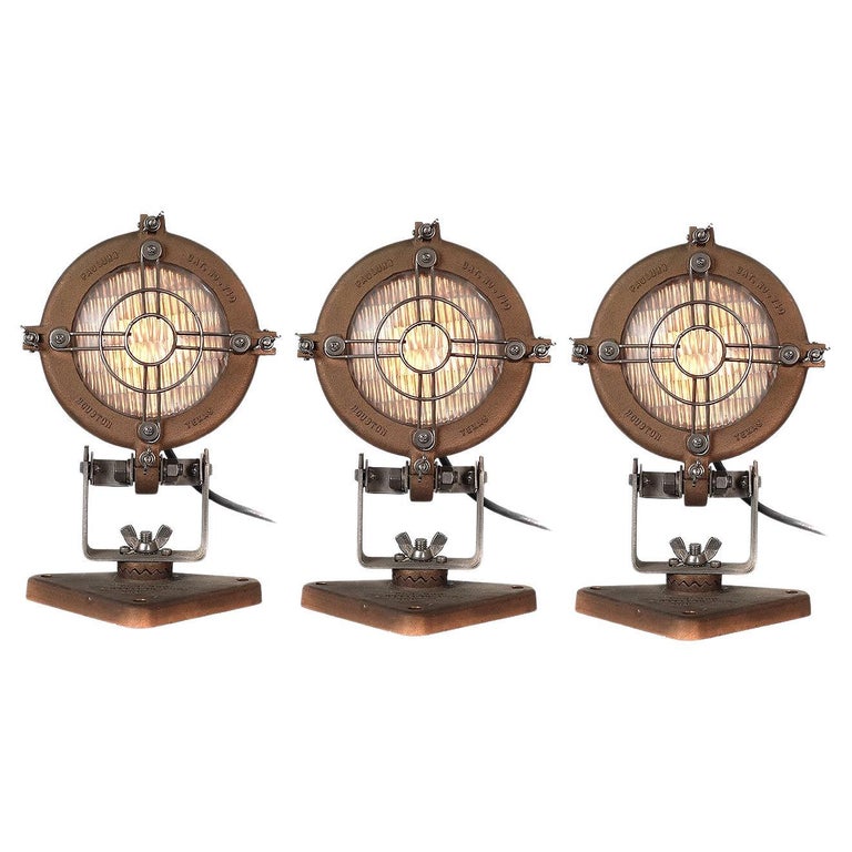 Collection of 3 Heavy Cast Brass Spot Lights For Sale at 1stDibs