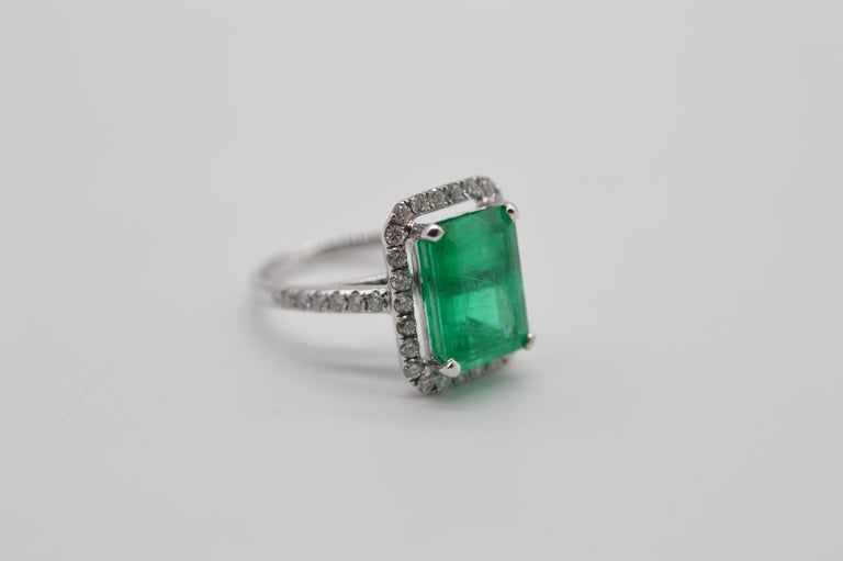Colombian Em-Cut Emerald Ring 7.20 Carats Unworn For Sale at 1stDibs