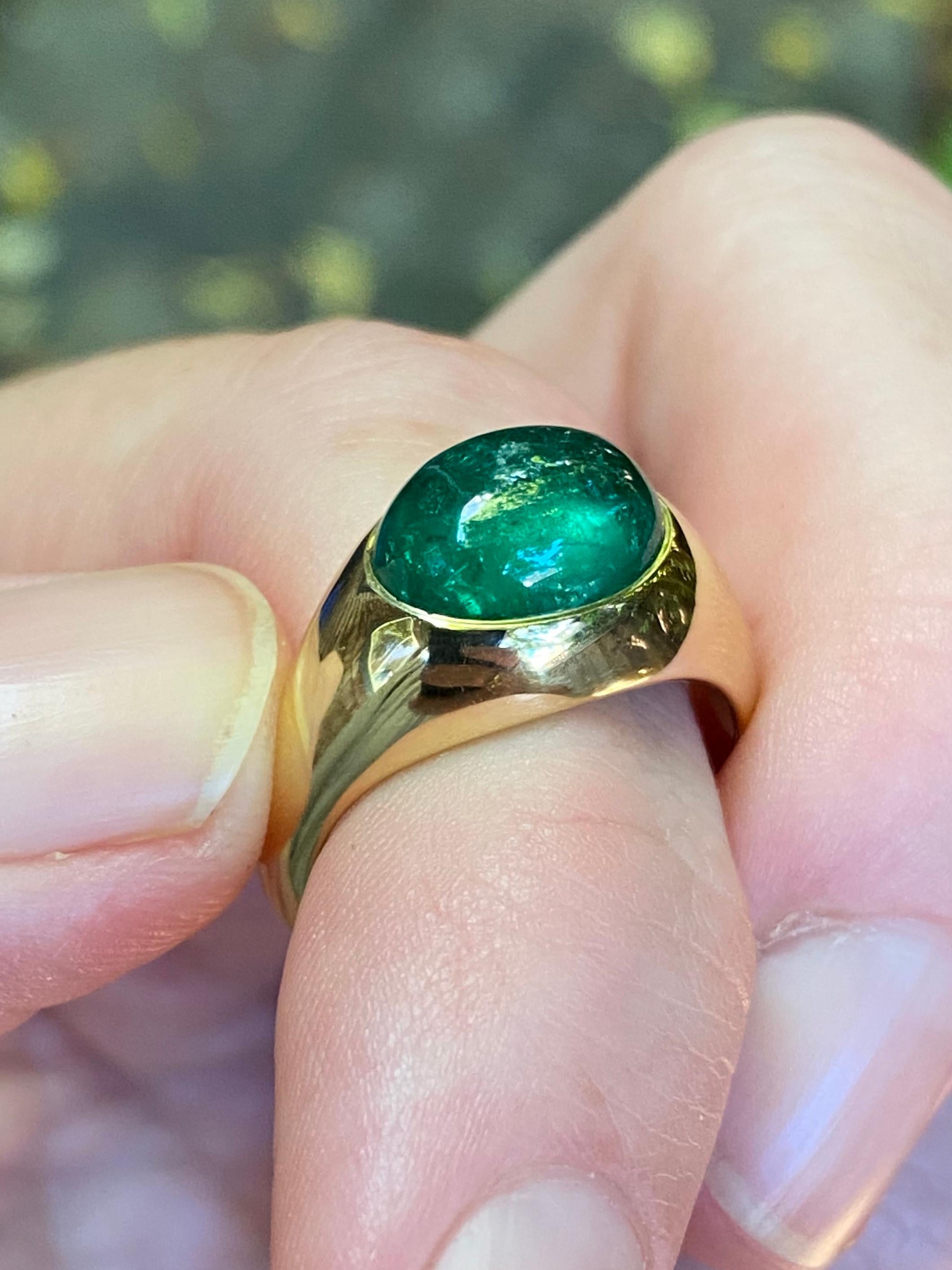 Colombian Emerald Cabochon Ring in 18 Karat Gold at 1stDibs | men's ...