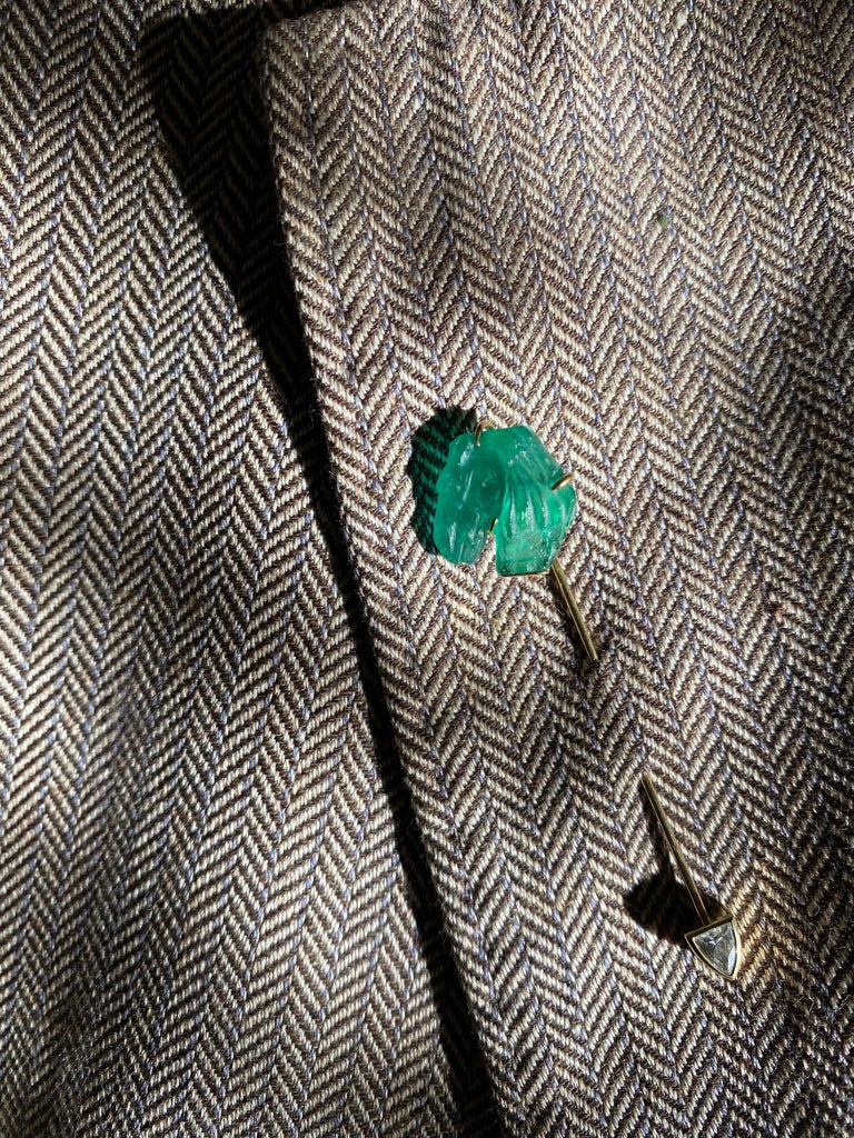 Colombian Emerald Carved Horse Head and Diamond Lapel Pin For Sale at ...