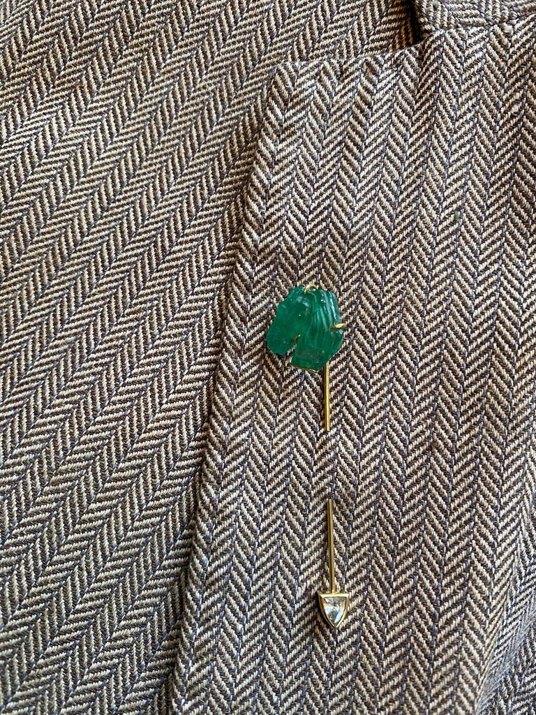 Colombian Emerald Carved Horse Head and Diamond Lapel Pin For Sale at ...