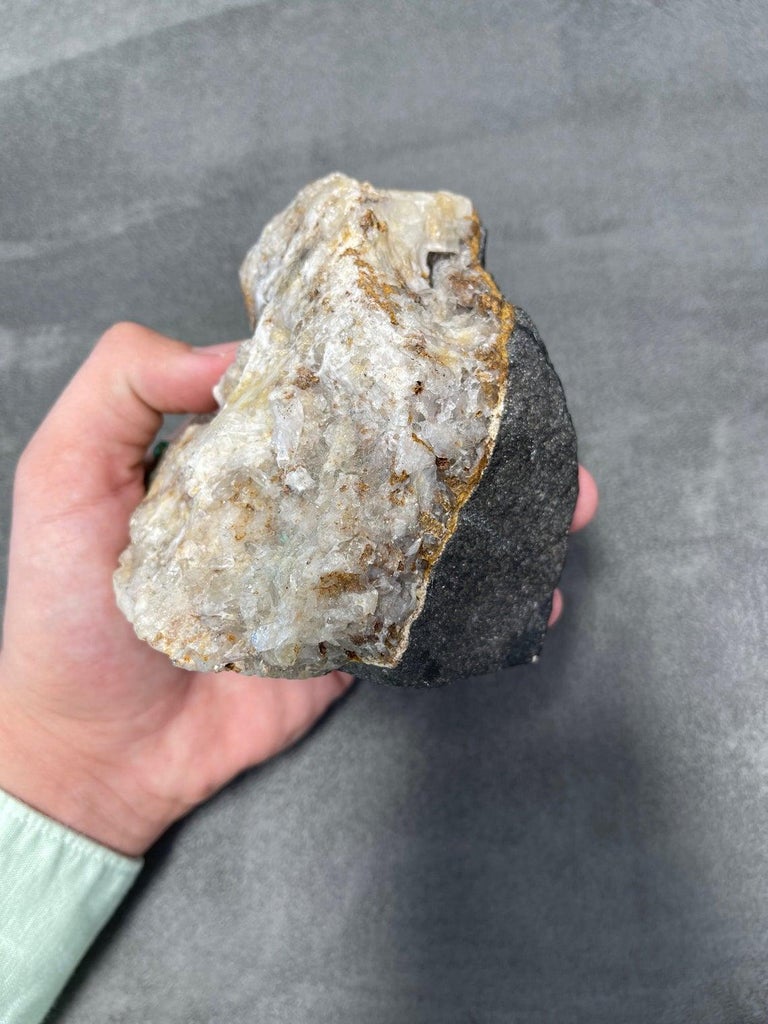 Colombian Emerald Matrix Rough Crystal Sculpture For Sale at 1stDibs ...