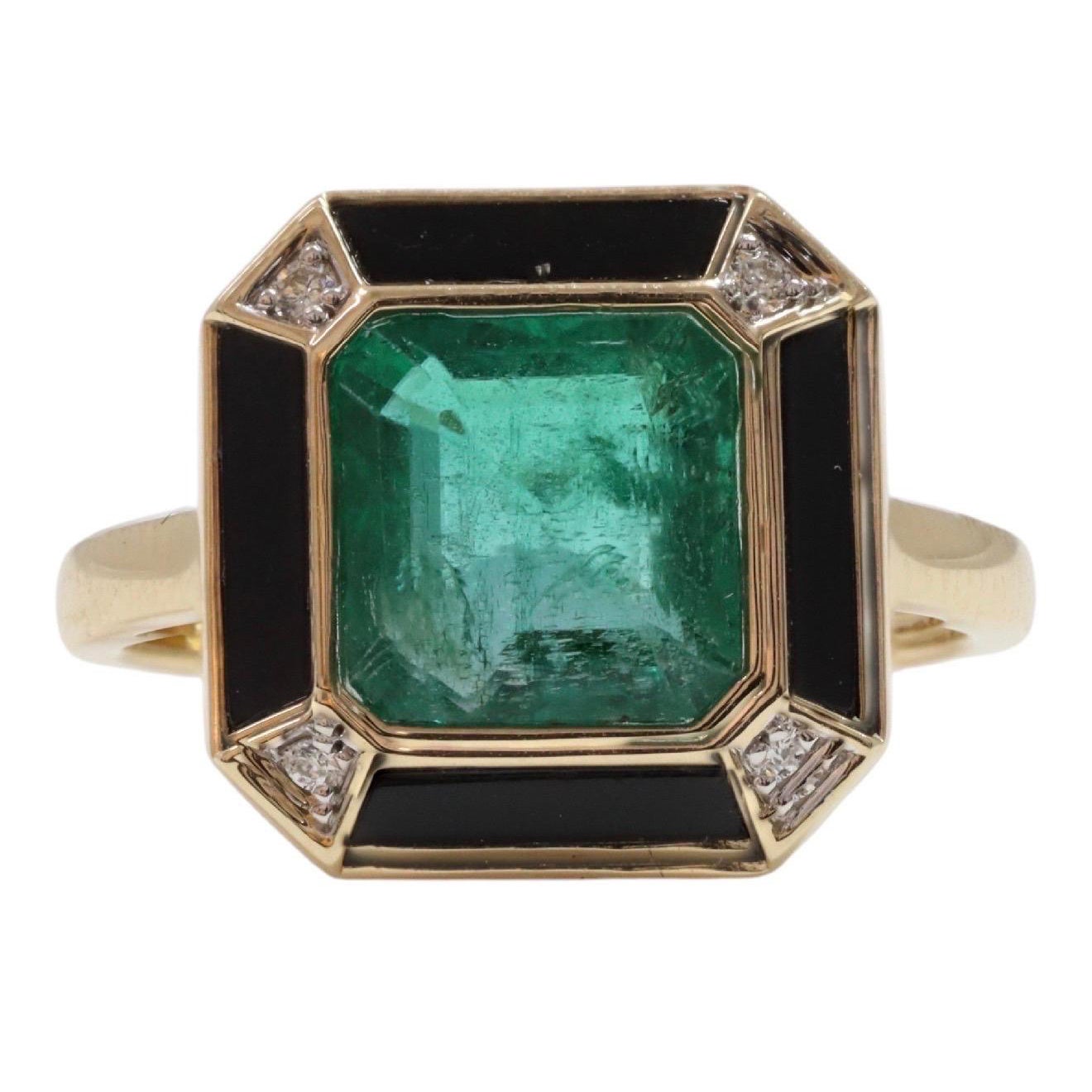 Vintage Geometric Ring 18K Gold Malachite, Onyx. Diamonds, circa 1980 ...