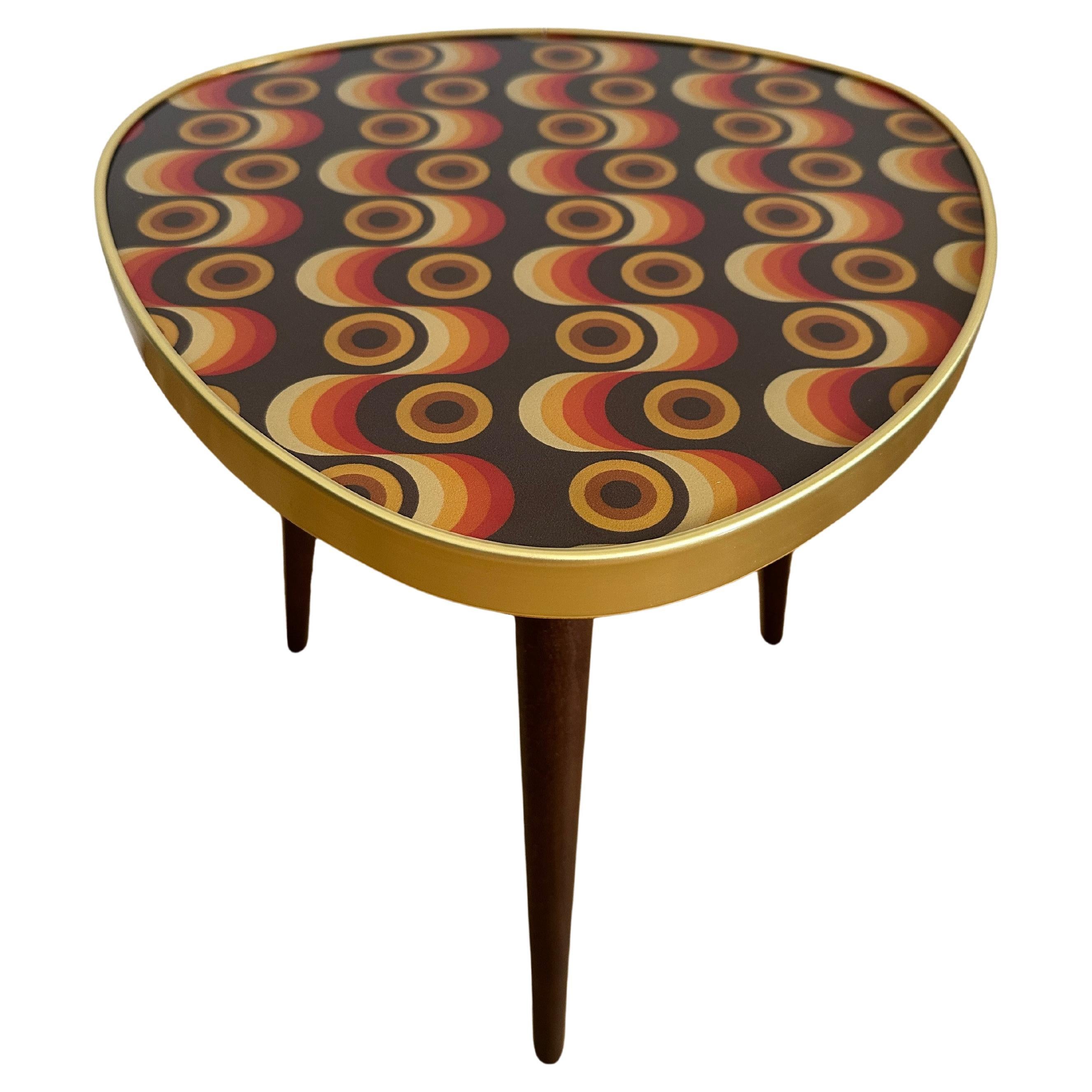 Colorful Flower Stand / Small Side Table in Glass and Wood For Sale at ...