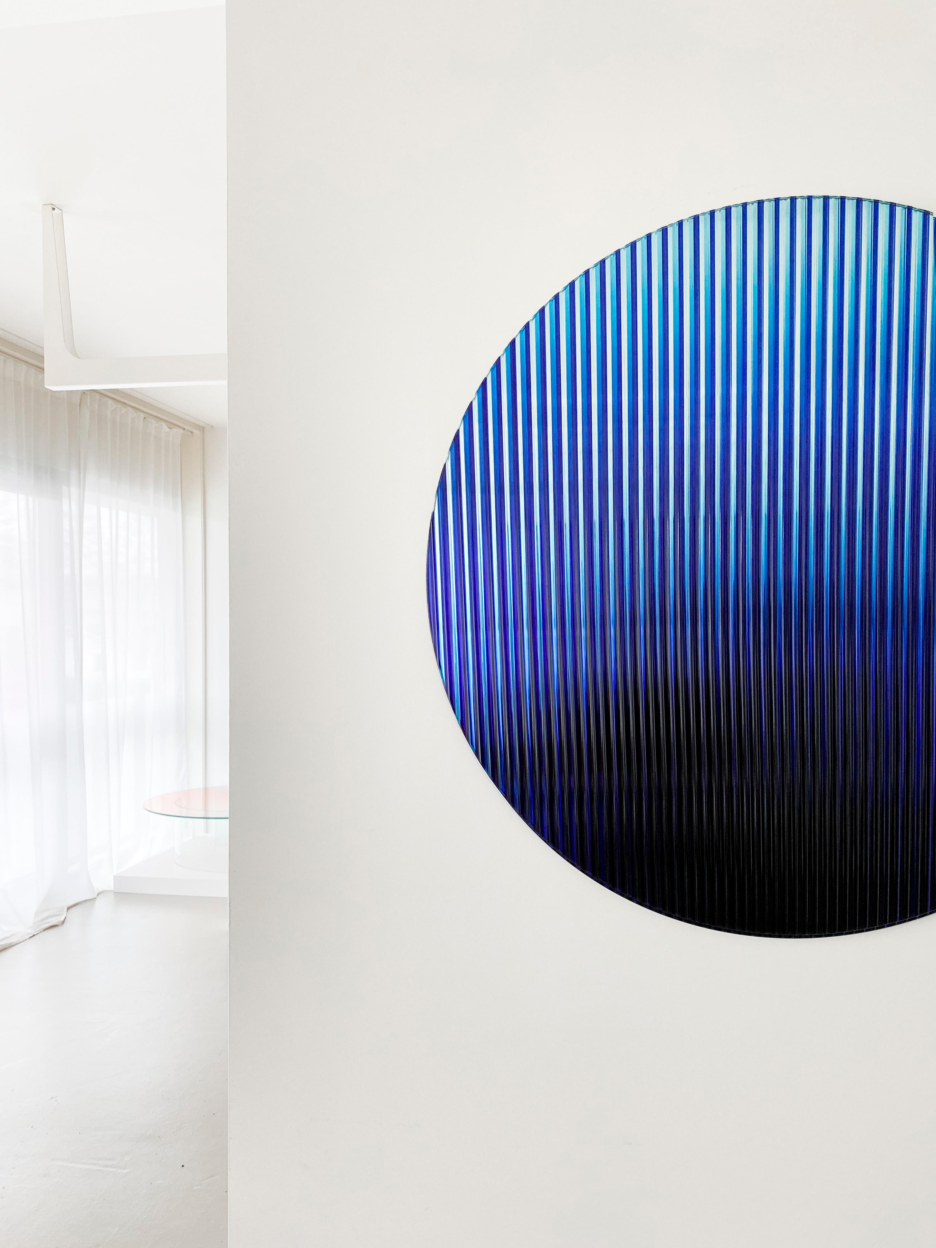 Colour Shift Reflective Art Panel Round, Trichroic Sapphire – Rive ...