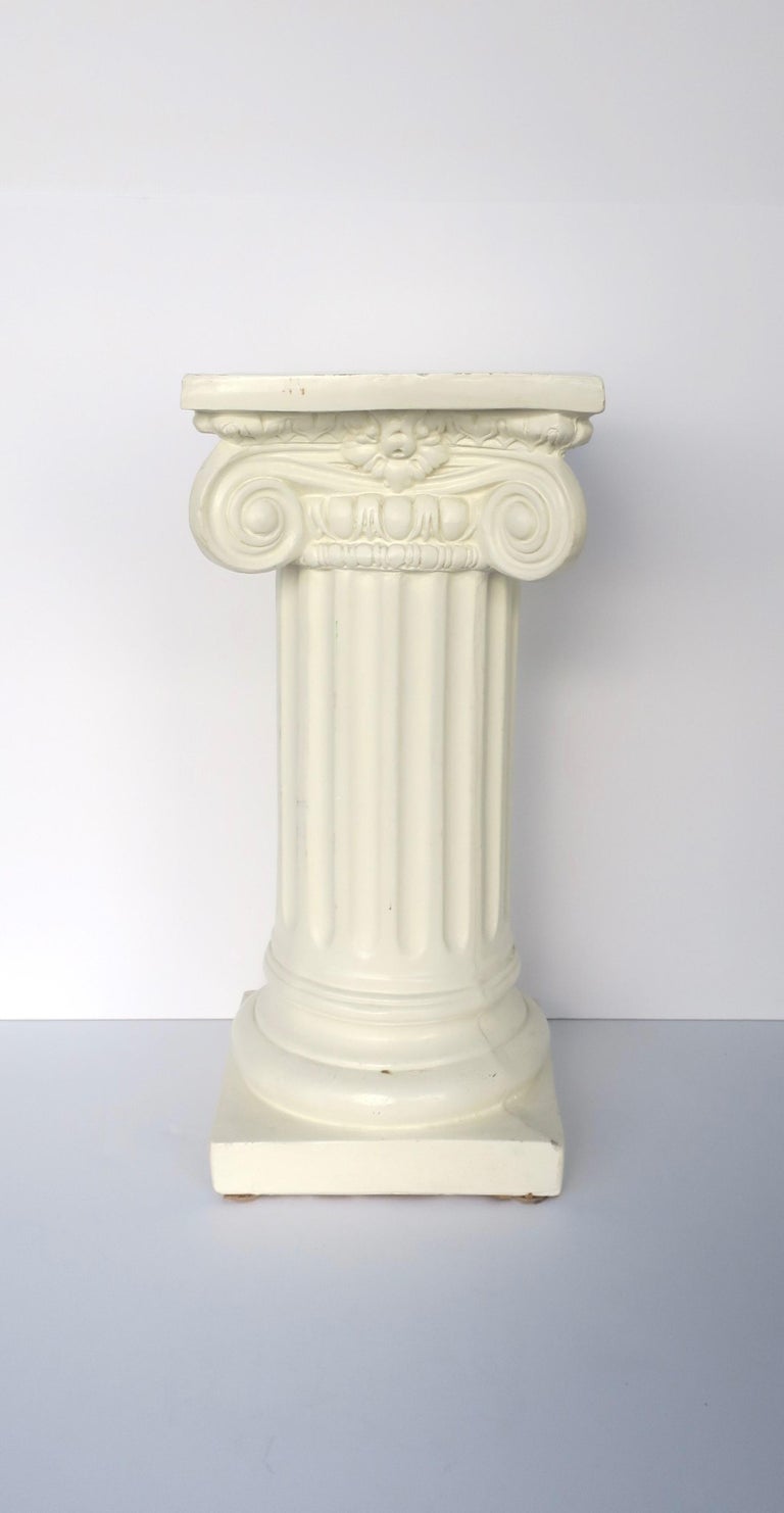 Column Pillar Pedestal Plaster Stand in the Grecian Ionic Neoclassical ...