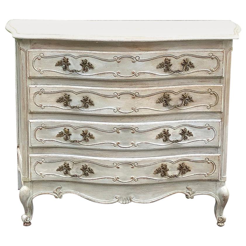 Vintage French Provincial Painted Commode For Sale at 1stDibs