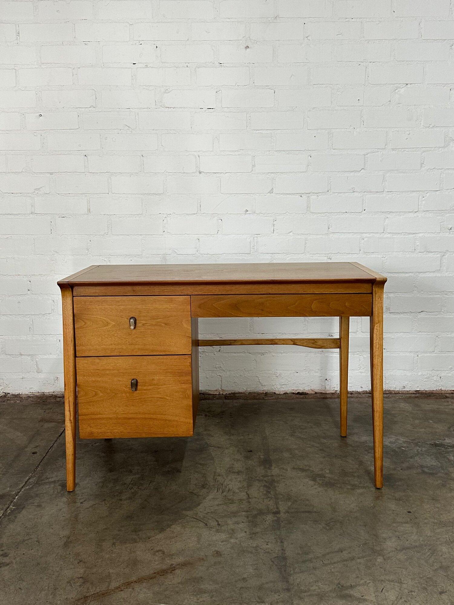 Compact desk by Drexel For Sale at 1stDibs
