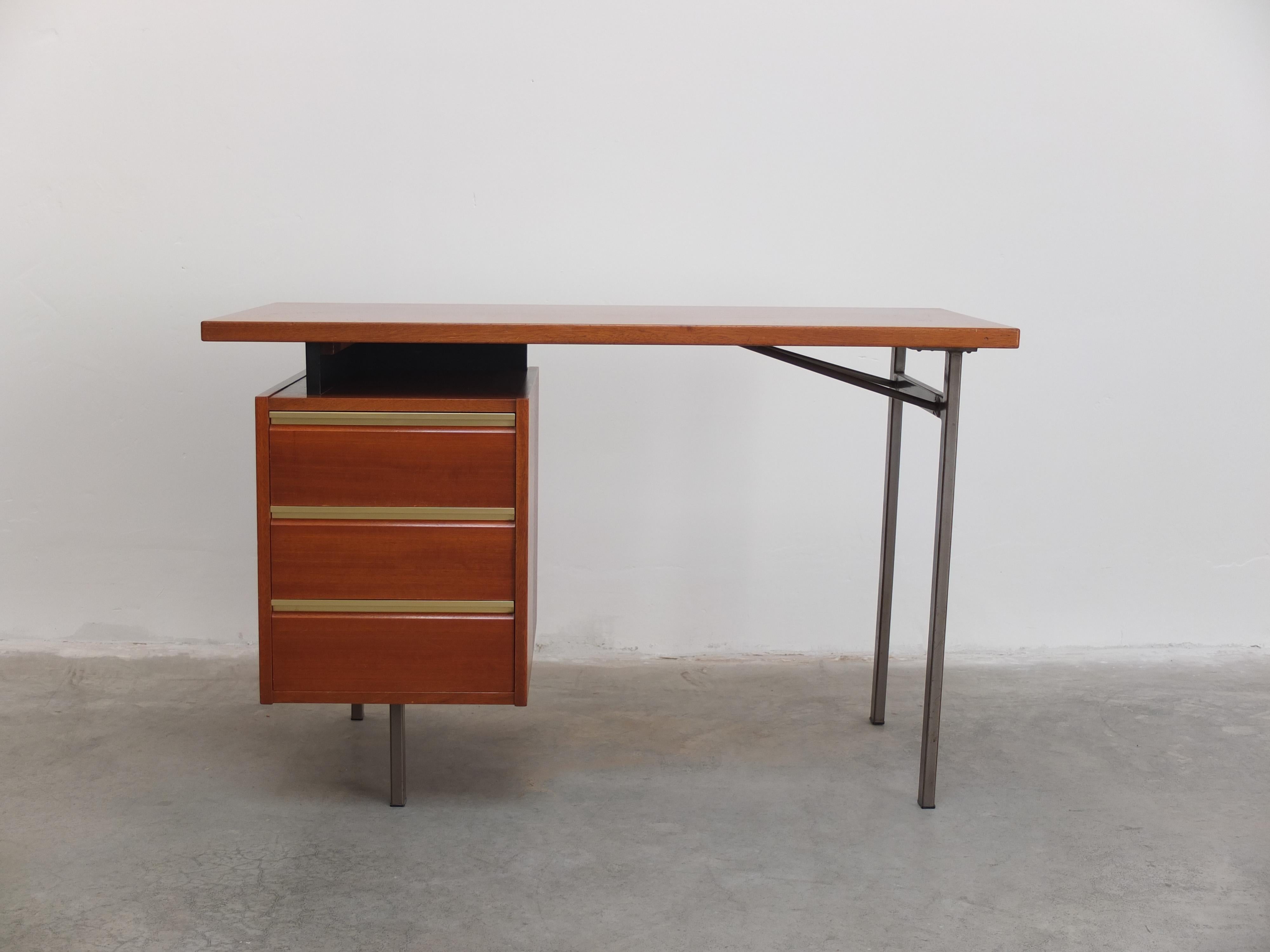 Compact Modernist Writing Desk in Teak and Brass, 1960s For Sale at 1stDibs