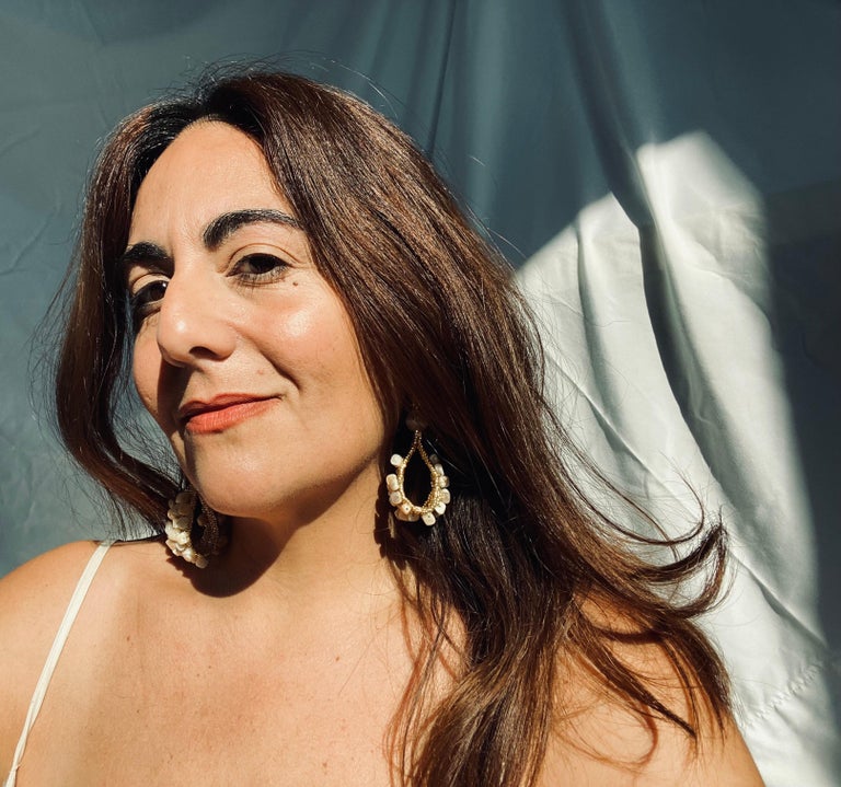 Conchita Gold and Conch Shell Hoop For Sale at 1stDibs