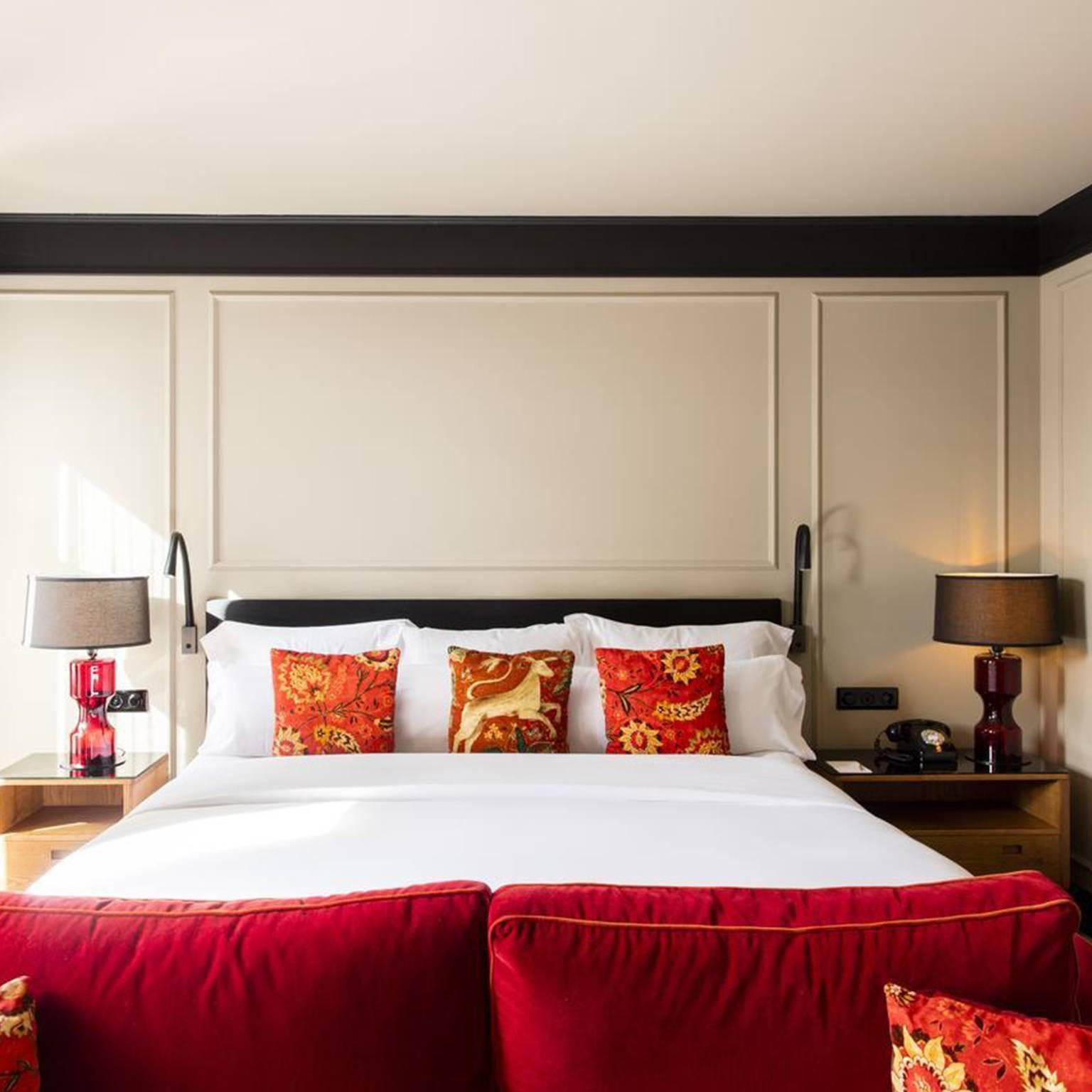 Constrictor Gray Handblown Modern Glass Table Light, Made in the USA ...