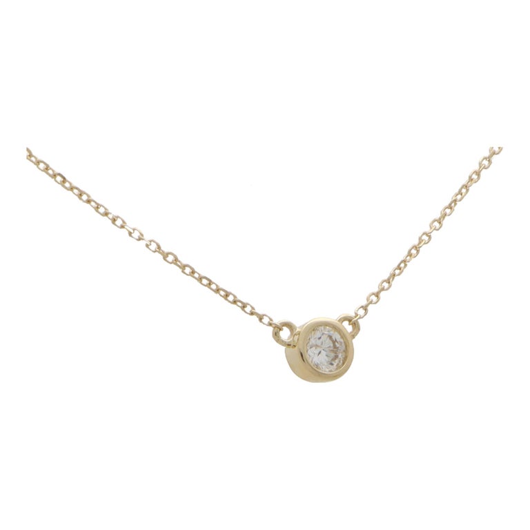 Contemporary 0.20 Carat Diamond Solitaire Pendant Necklace in 14k ...