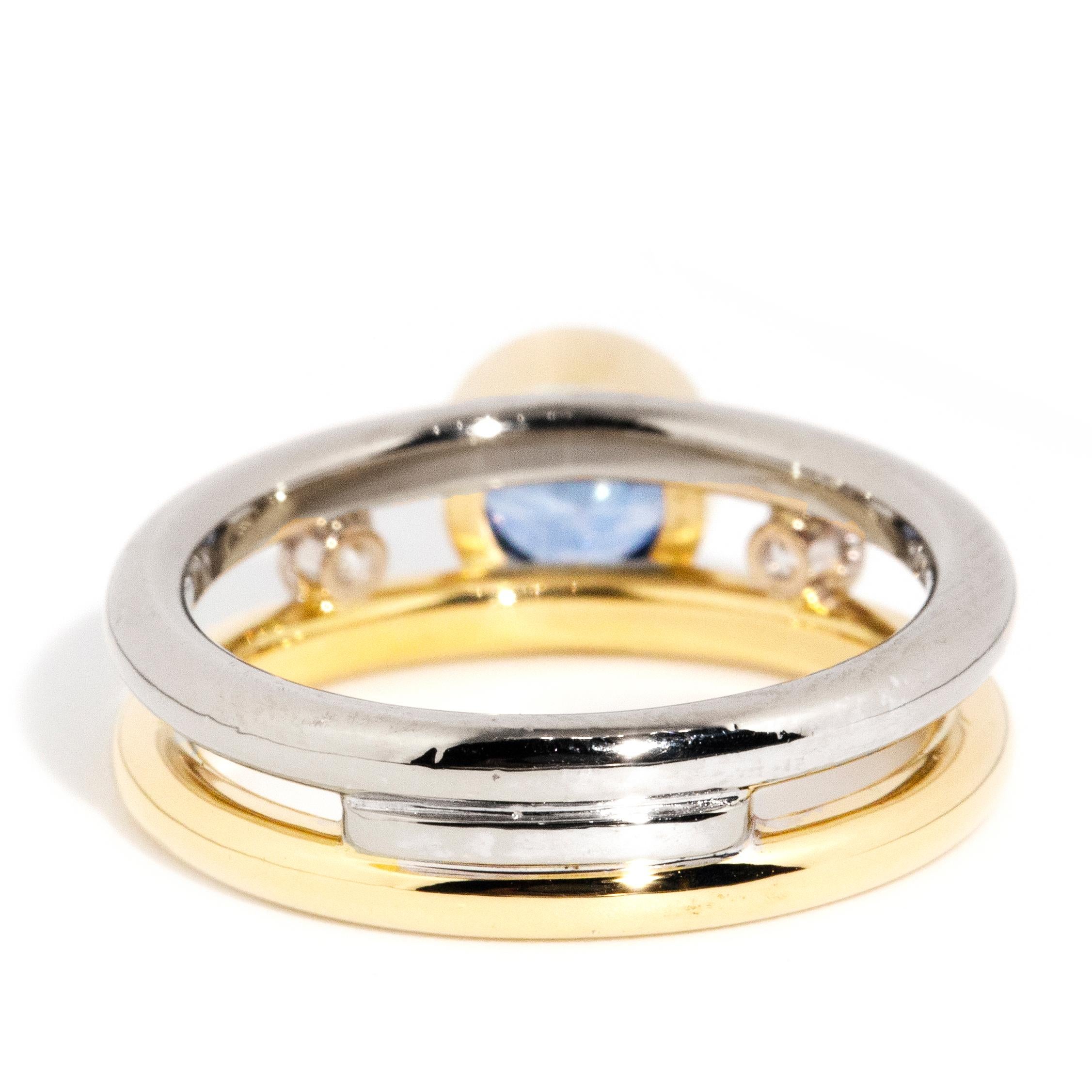 Contemporary 18 Carat Gold 0.88 Carat Ceylon Sapphire and Diamond ...