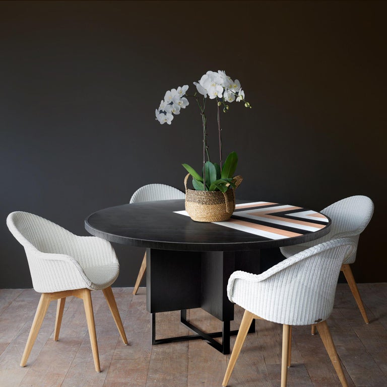 Contemporary 6 Seater Oak Round Circular Dining Table For Sale at ...